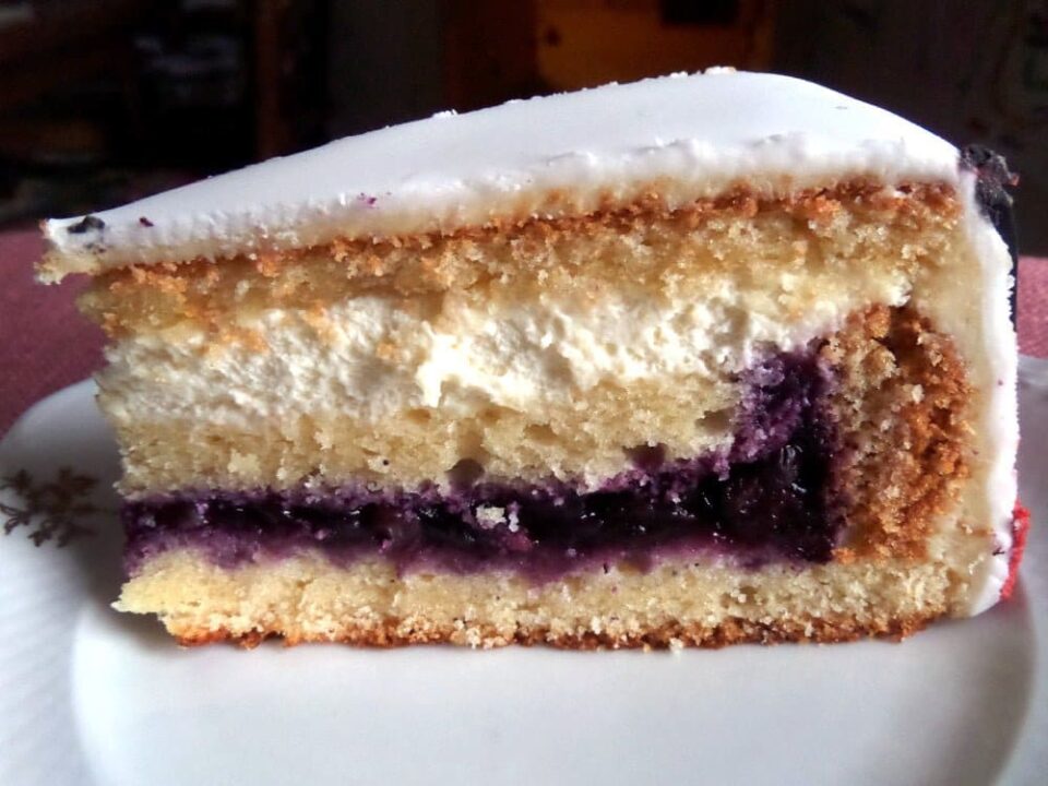 How To Fill A Fondant Cake