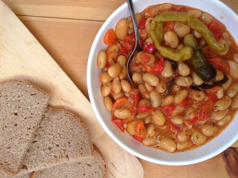 Romanian Bean Stew (Iahnie) - Where Is My Spoon