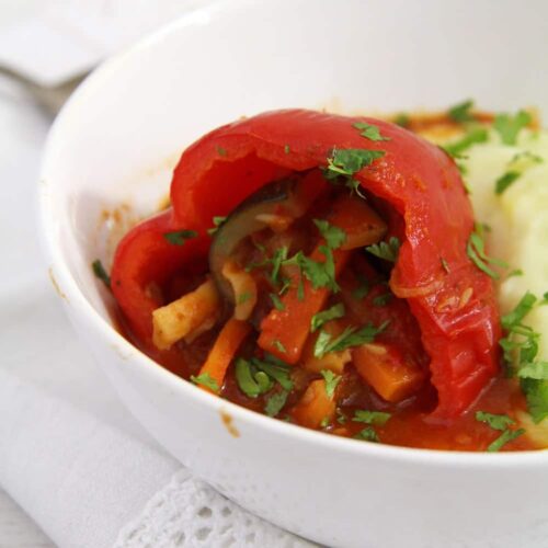 Stuffed Peppers with Mince in Tomato Sauce