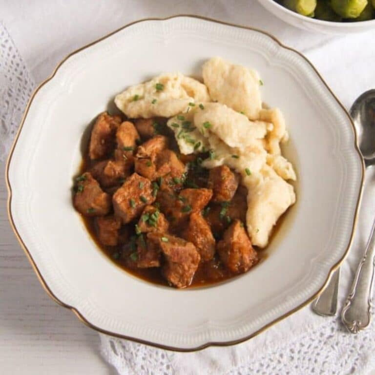 Pörkölt Recipe - Hungarian Pork Stew - Where Is My Spoon