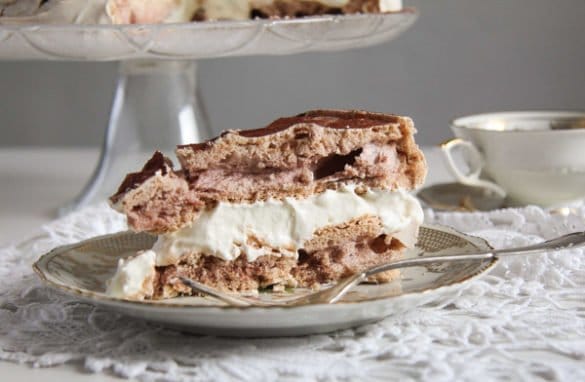Polish Cake with Meringue – Tort Bezowy