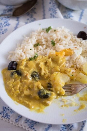 Aji de Gallina - Peruvian Chicken Stew - Where Is My Spoon