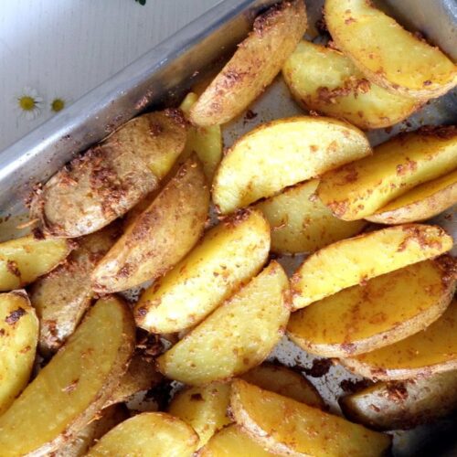 Sweet Chili Dip and Potato Wedges
