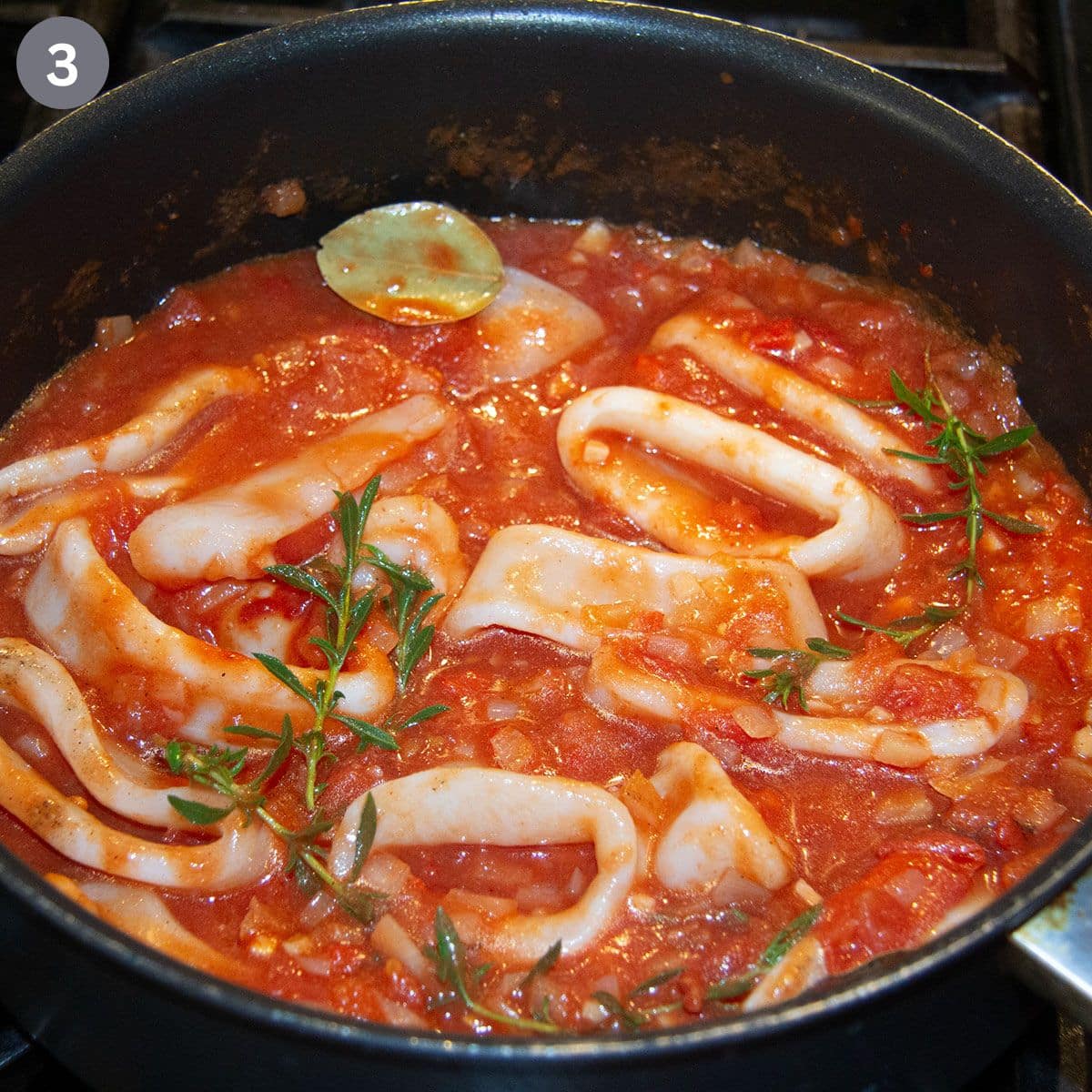 Calamari Stew in Tomato Sauce - Where Is My Spoon