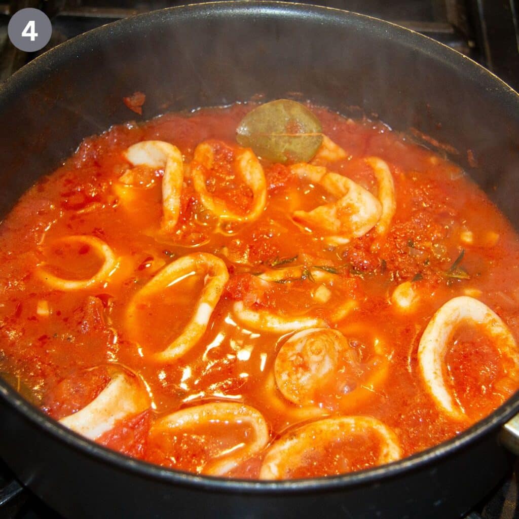 Calamari Stew in Tomato Sauce - Where Is My Spoon