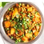Vegan Potato Curry with Tofu, Tomatoes and Peas
