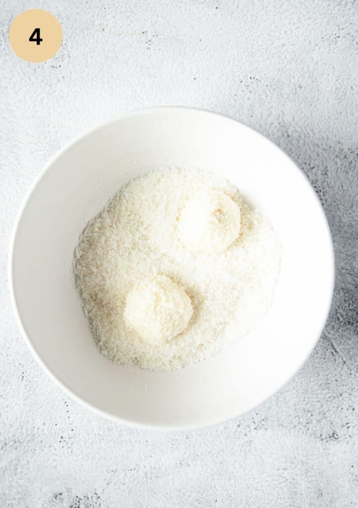 Homemade Raffaello Balls (3 Ingredients)