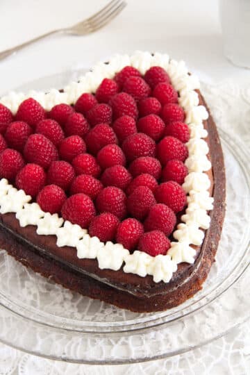 Heart-Shaped Cheesecake – Valentine's Day Cake - Where Is My Spoon