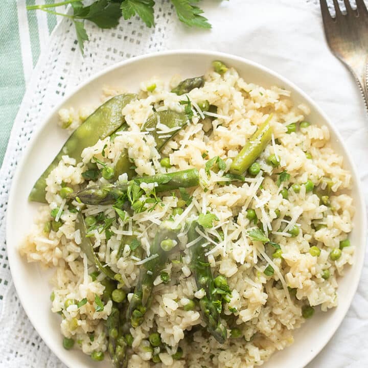 Creamy Asparagus Risotto with Peas, Dill and Parmesan