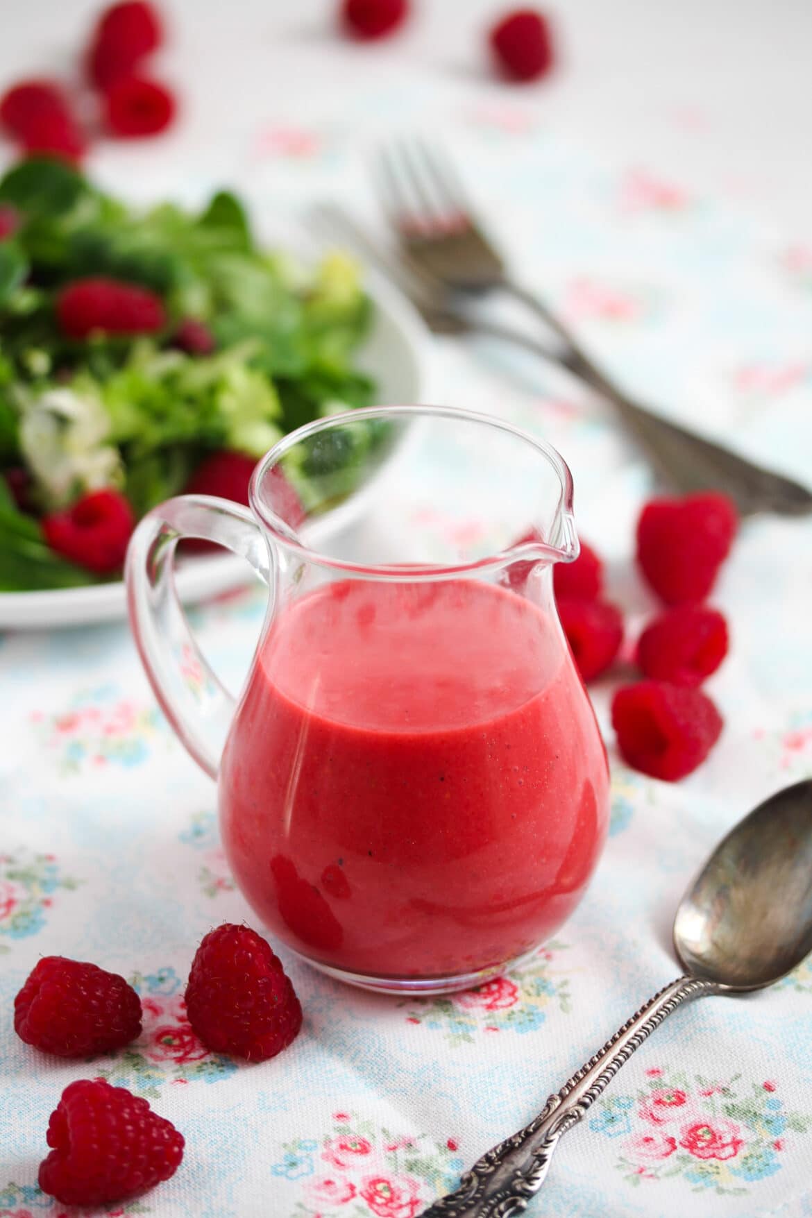Raspberry Vinaigrette (Raspberry Salad Dressing) - Where Is My Spoon