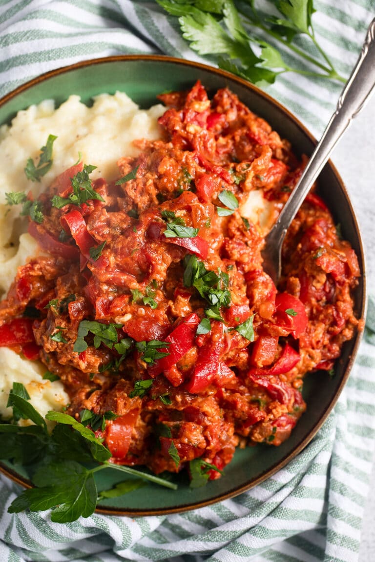 Hungarian Lecso Recipe – Classic Pepper Stew - Where Is My Spoon