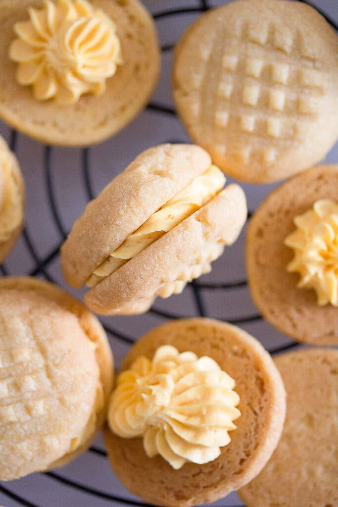Homemade Custard Cream Cookies - Where Is My Spoon