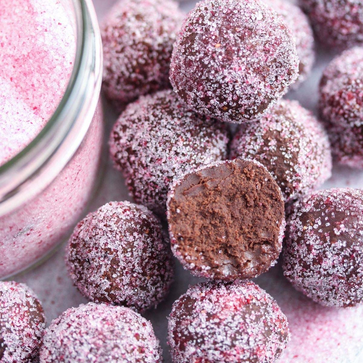 Homemade Champagne Truffles Recipe (Perfect for Valentine's Day)