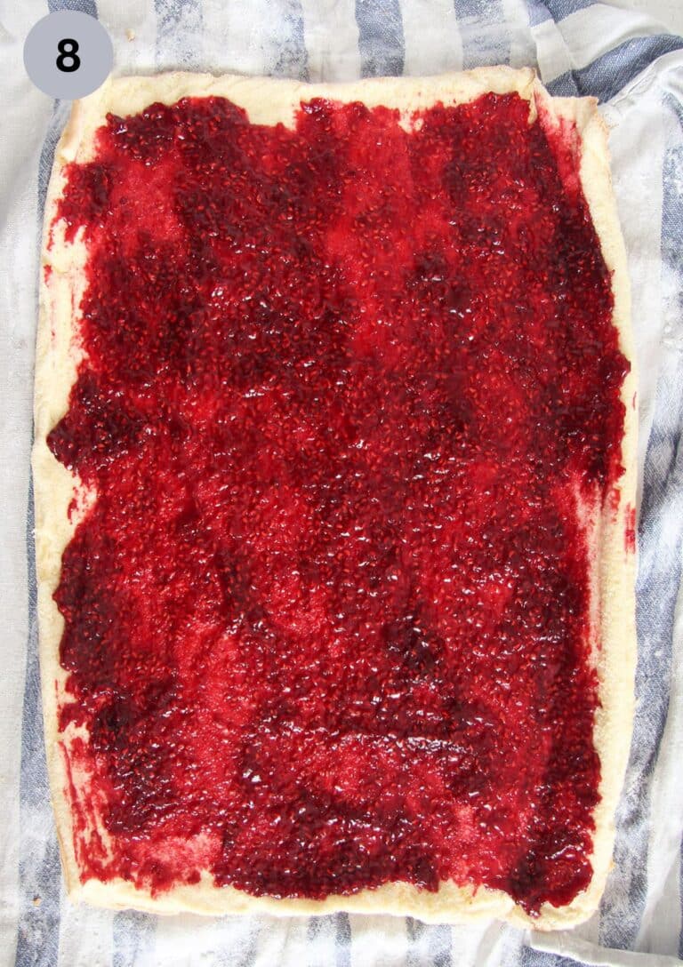 Easy Raspberry Roulade - Where Is My Spoon