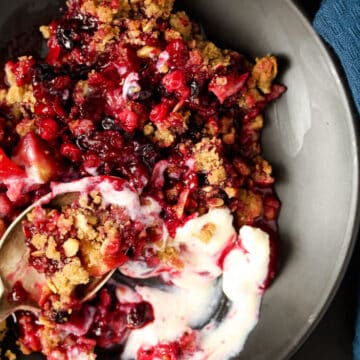 Black Currant and Apple Crumble - Where Is My Spoon