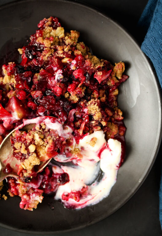 Black Currant and Apple Crumble - Where Is My Spoon