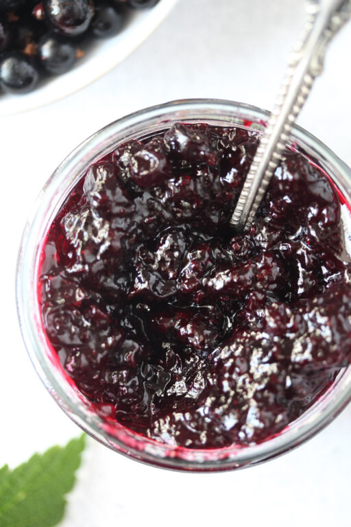 Black Currant Jam Recipe (without Pectin) - Where Is My Spoon