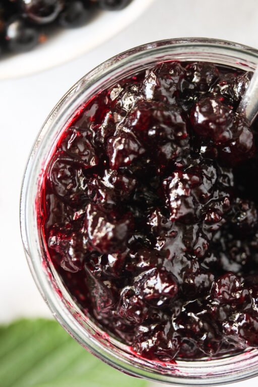 Black Currant Jam Recipe (without Pectin) - Where Is My Spoon