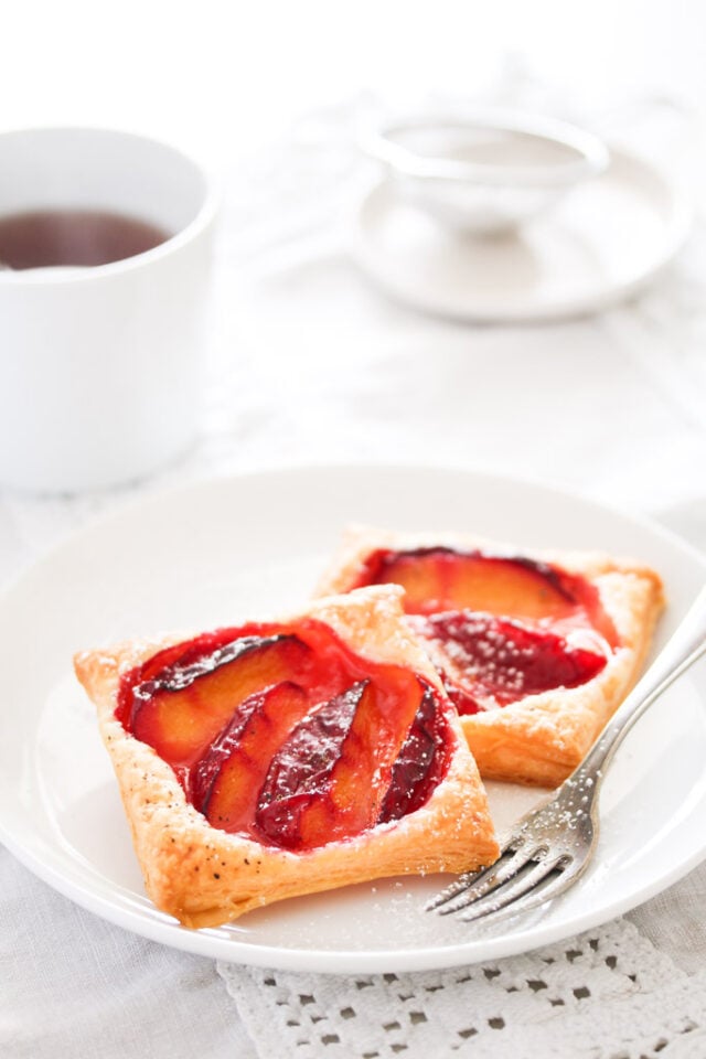 Puff Pastry Plum Tarts (3 Ingredients) - Where Is My Spoon