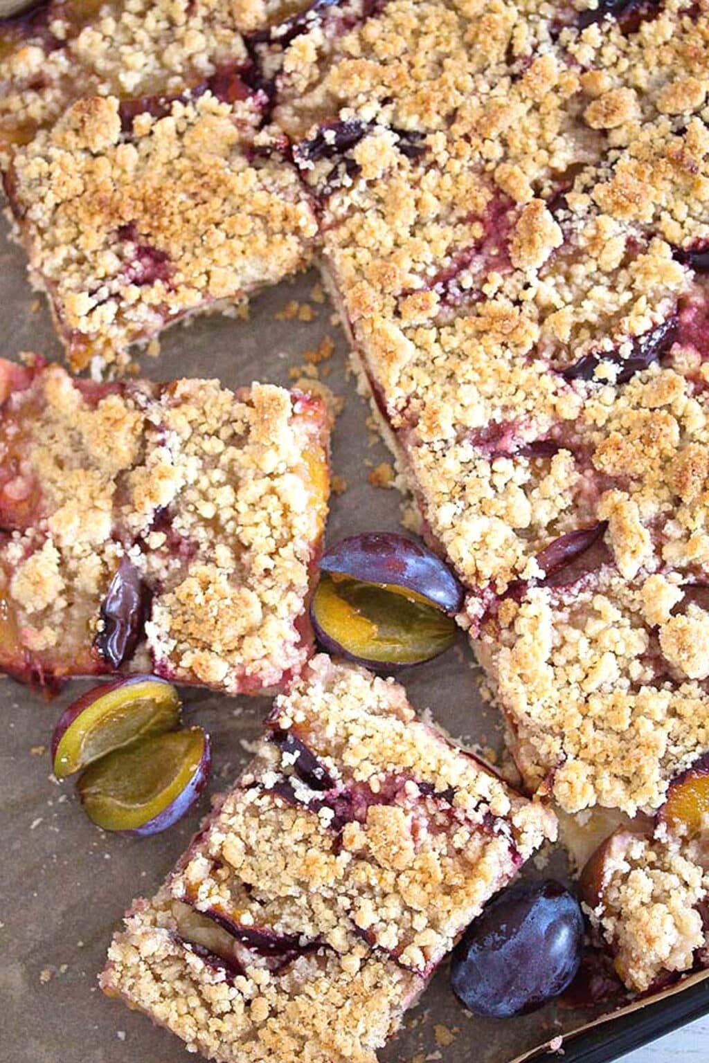 German Plum Cake with Streusel (Zwetschgenkuchen) - Where Is My Spoon