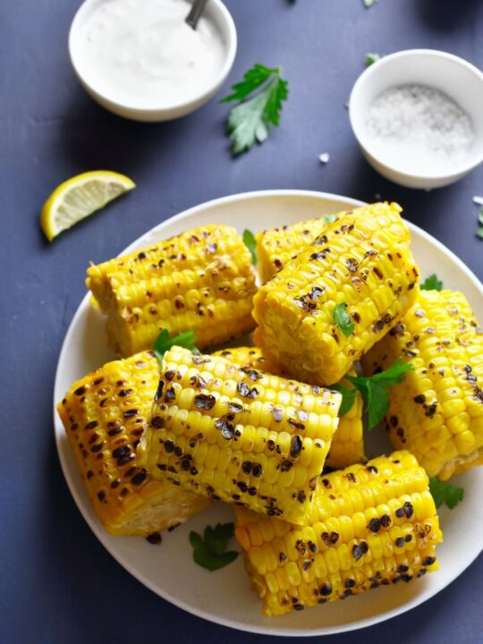 How to Cook Frozen Corn (on the Cob and Kernels)