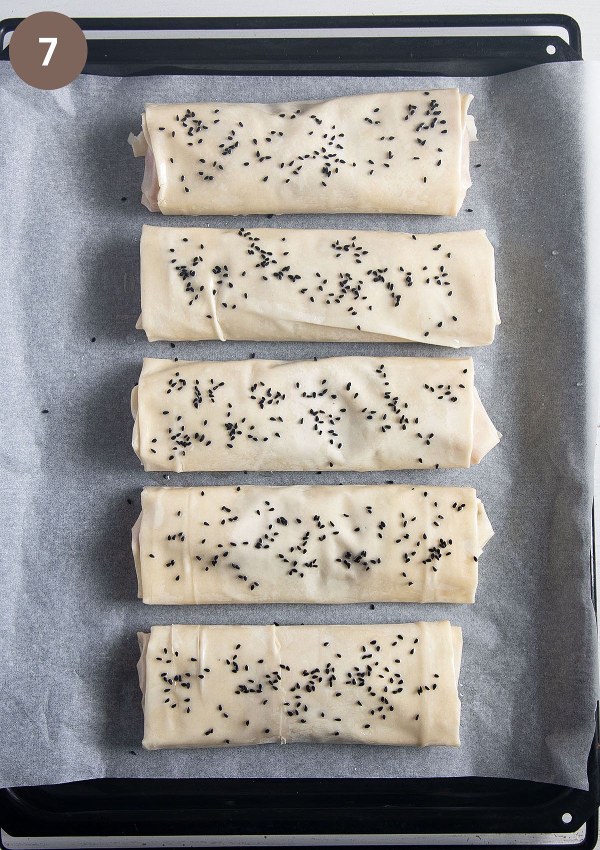 Crispy Chicken Filo Parcels - Where Is My Spoon